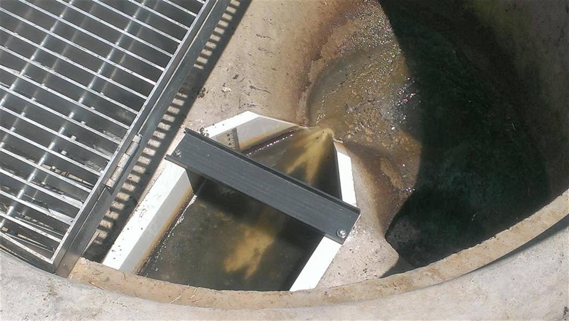 GPM Photos - Terril IA - Teledyne ISCO Signature Ultrasonic and H Flume